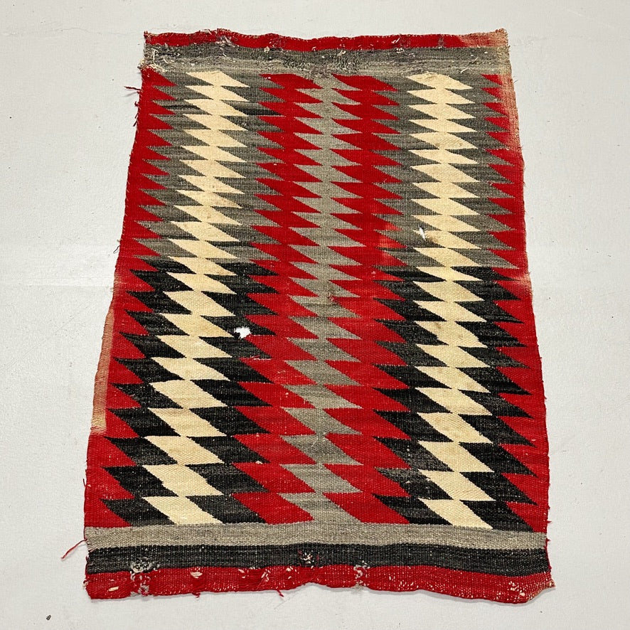 1940s Eye Dazzler Navajo Rug | 41" x 26" – Mad Van Antiques