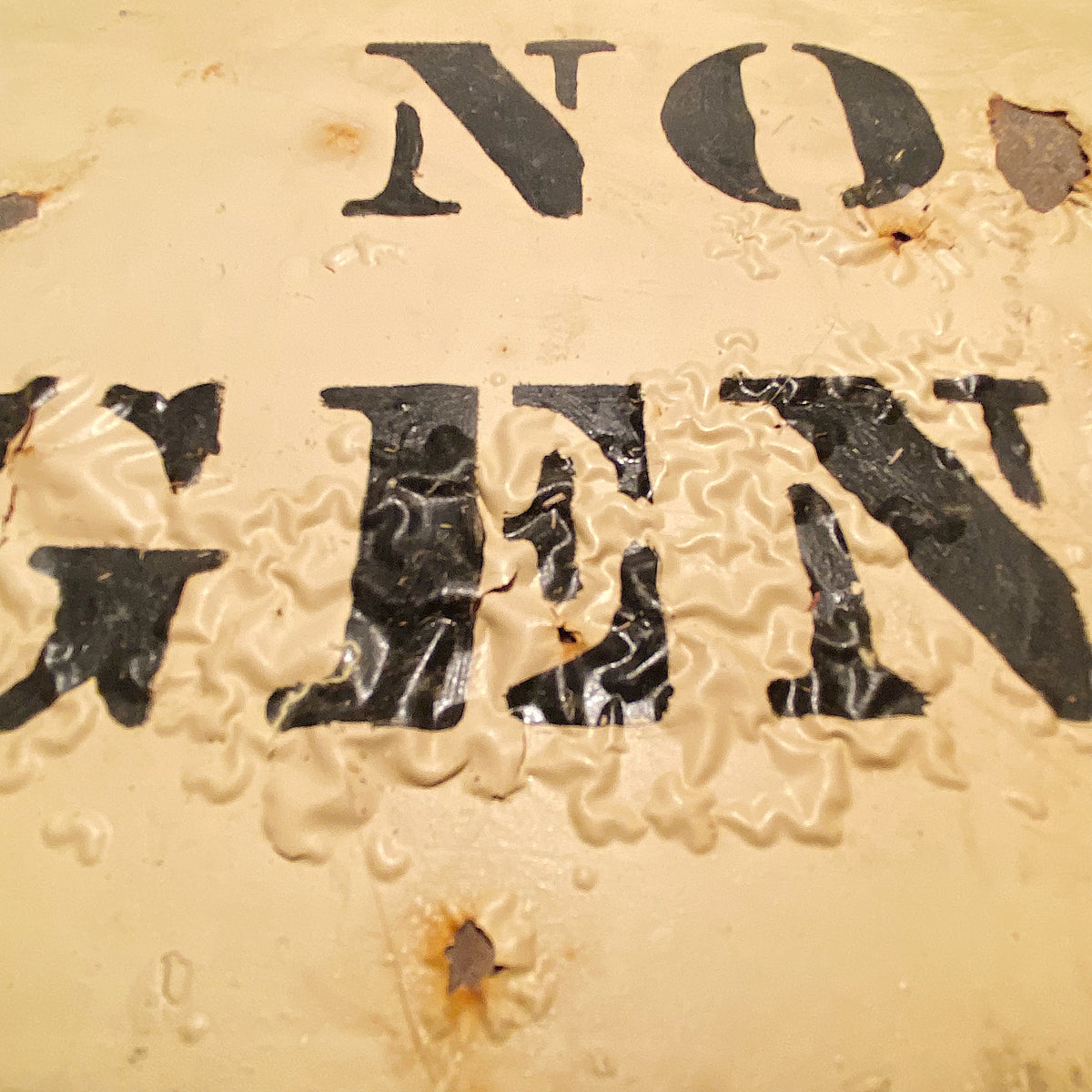 Vintage No Agents Metal Sign with Cool Patina | 1940s – Mad Van Antiques