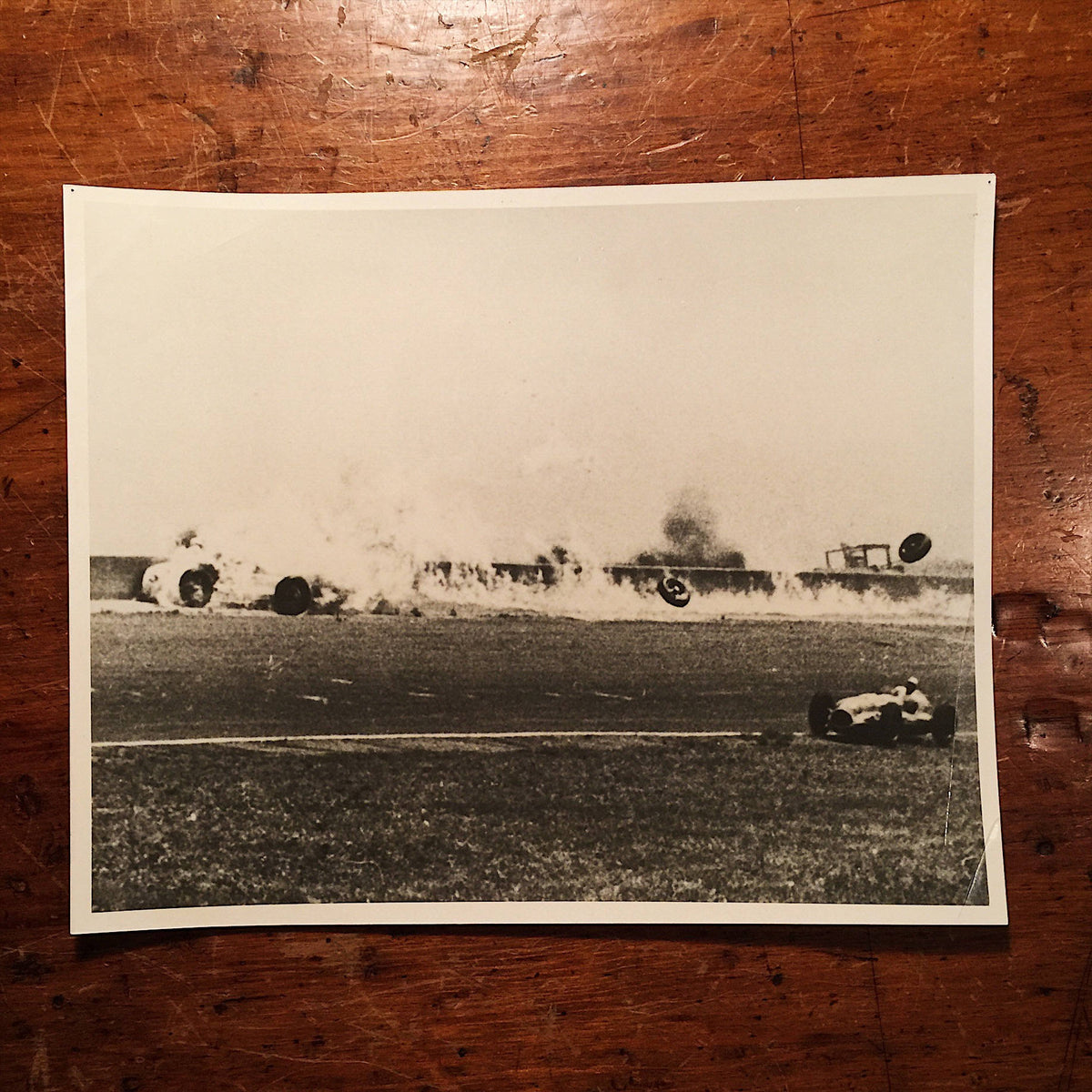Indy 500 Crash Photograph with Duke Nalon from 1949 – Mad Van Antiques